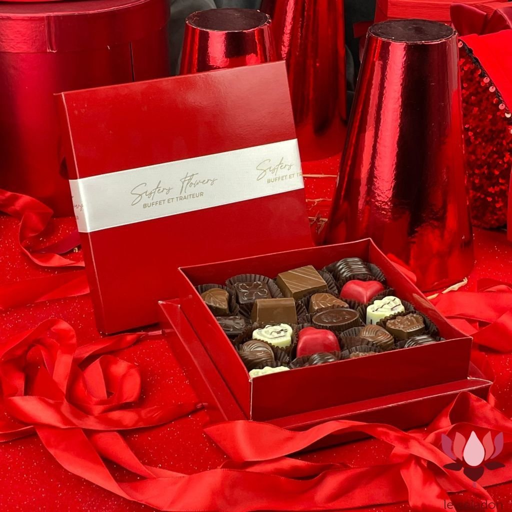 Ballotin De Chocolat Rouge 200g Chocolat Belge - Fleuriste à Casablanca ...